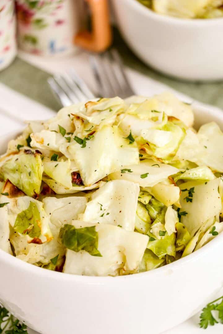 Easy Air Fryer Cabbage