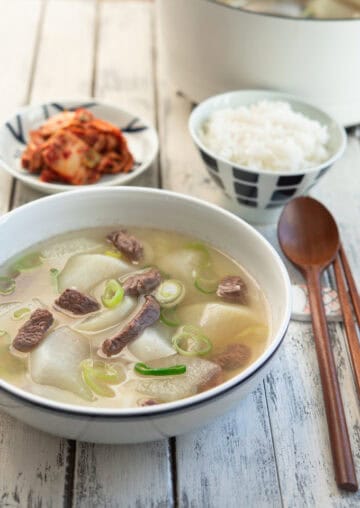 24 DELICIOUS Daikon Radish Recipes - The Yummy Bowl
