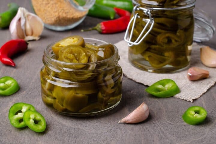 15 Best Substitutes For Capers (And How To Use Them) - The Yummy Bowl