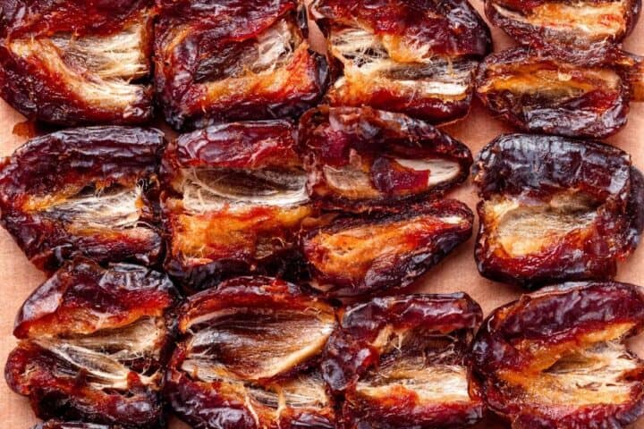 What Are Dates and Why Should You Be Eating Them?