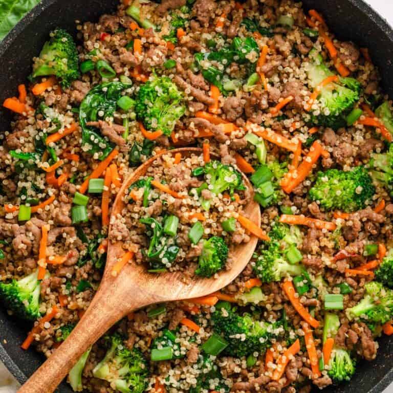 Ground Beef and Quinoa Skillet With Vegetables