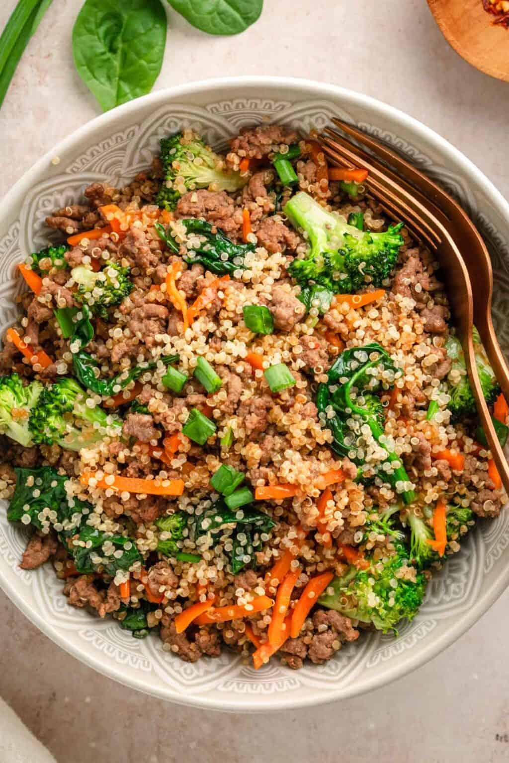 Ground Beef and Quinoa Skillet With Vegetables
