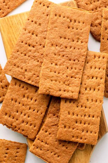 Easy Homemade Graham Crackers
