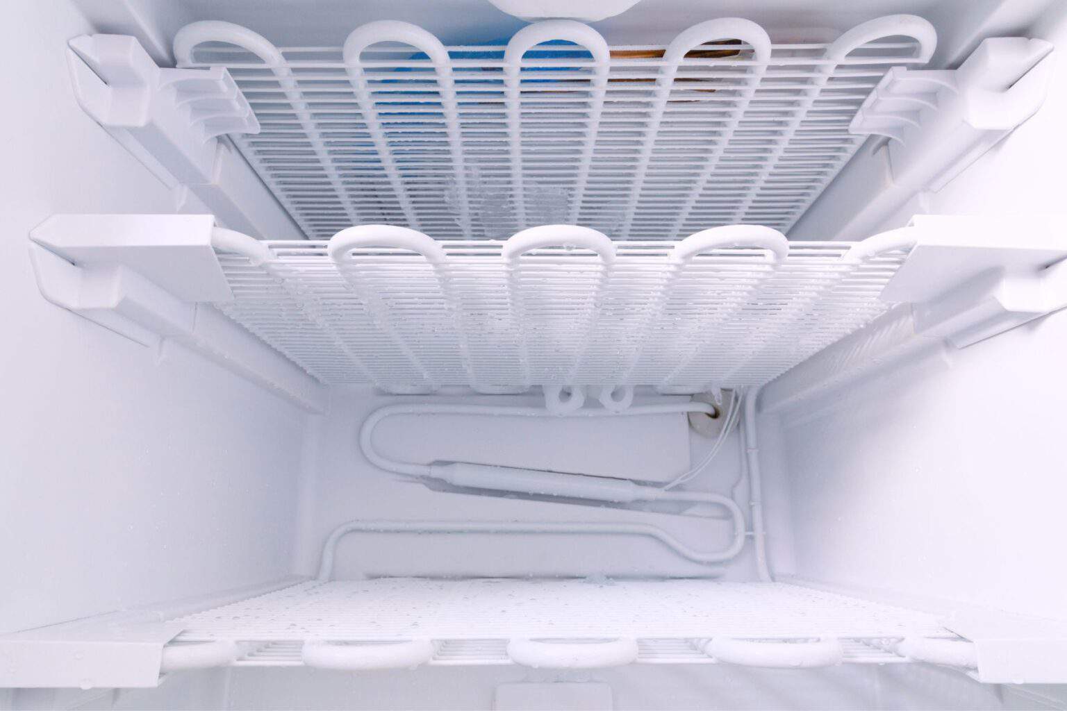 How Long Does Pasta Last in The Fridge, Freezer + Reheating Tips