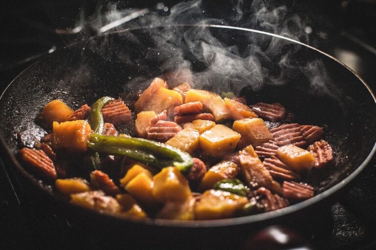 Don’t Own a Wok? Here’s How to Stir Fry Anyway