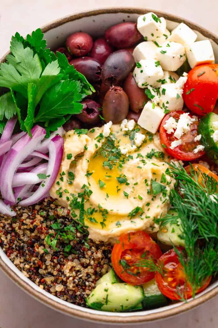 20-Minute Mediterranean Bowl That Tastes Like a Vacation