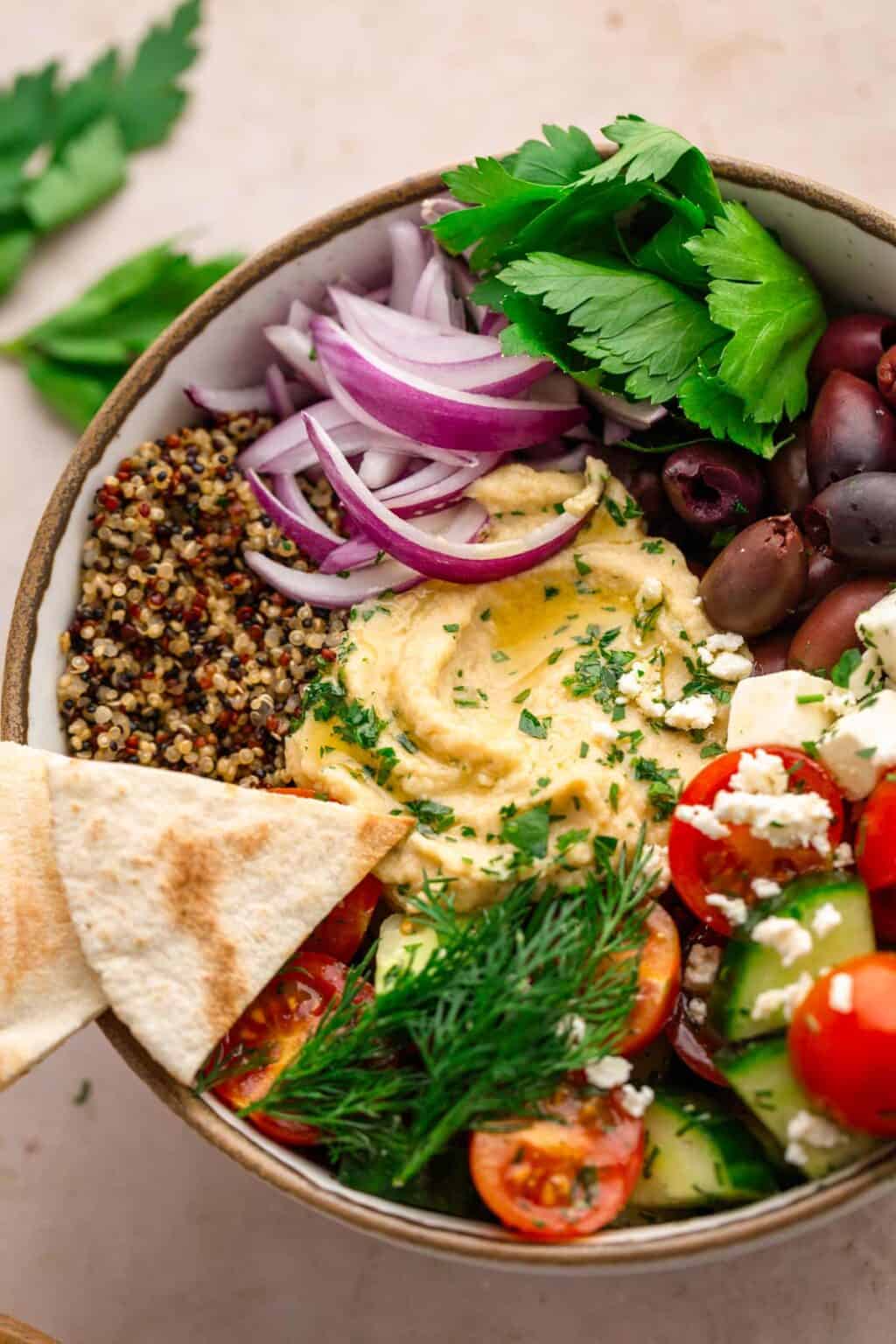 20-Minute Mediterranean Bowl That Tastes Like a Vacation