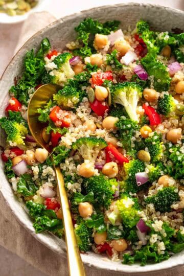 Fresh Quinoa Kale Salad with Zesty Lemon Dressing