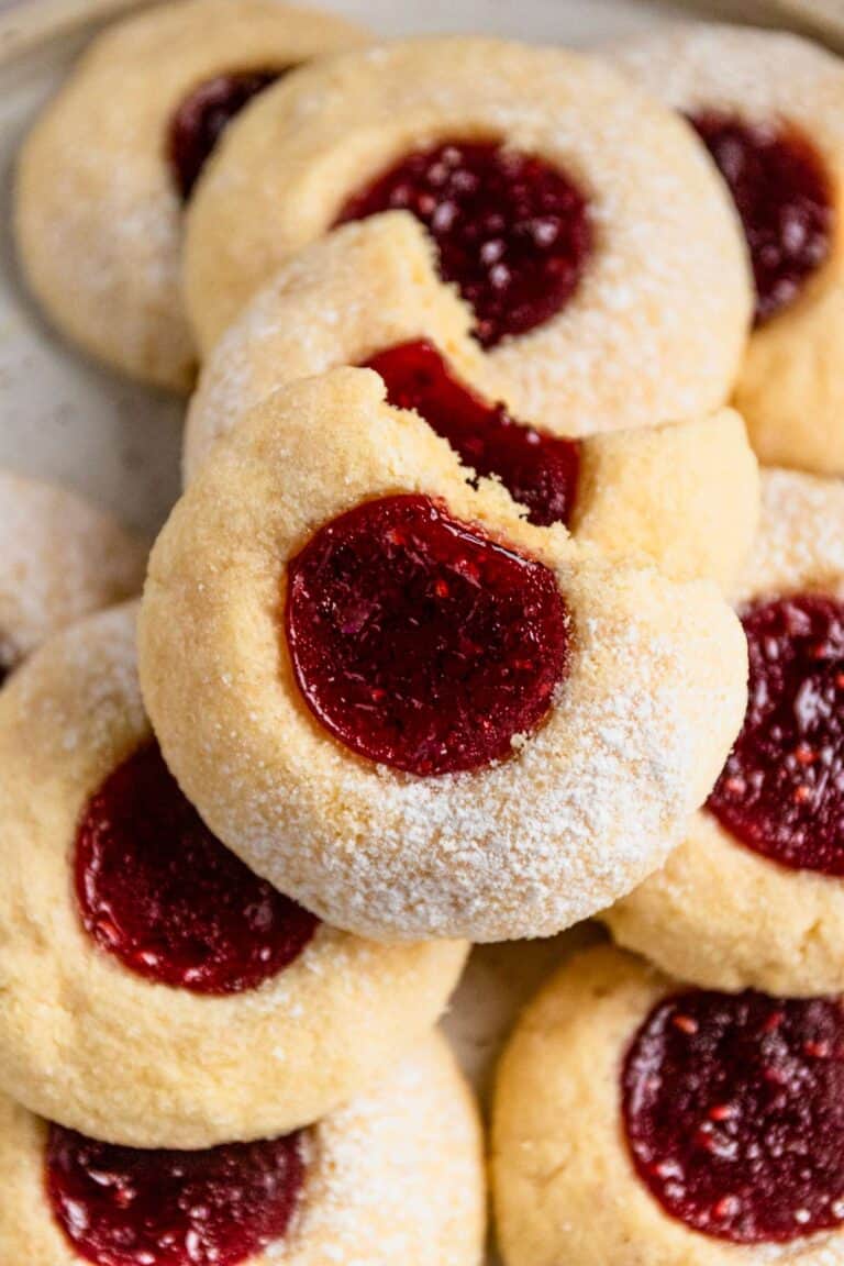 Raspberry Thumbprint Cookies - The Yummy Bowl
