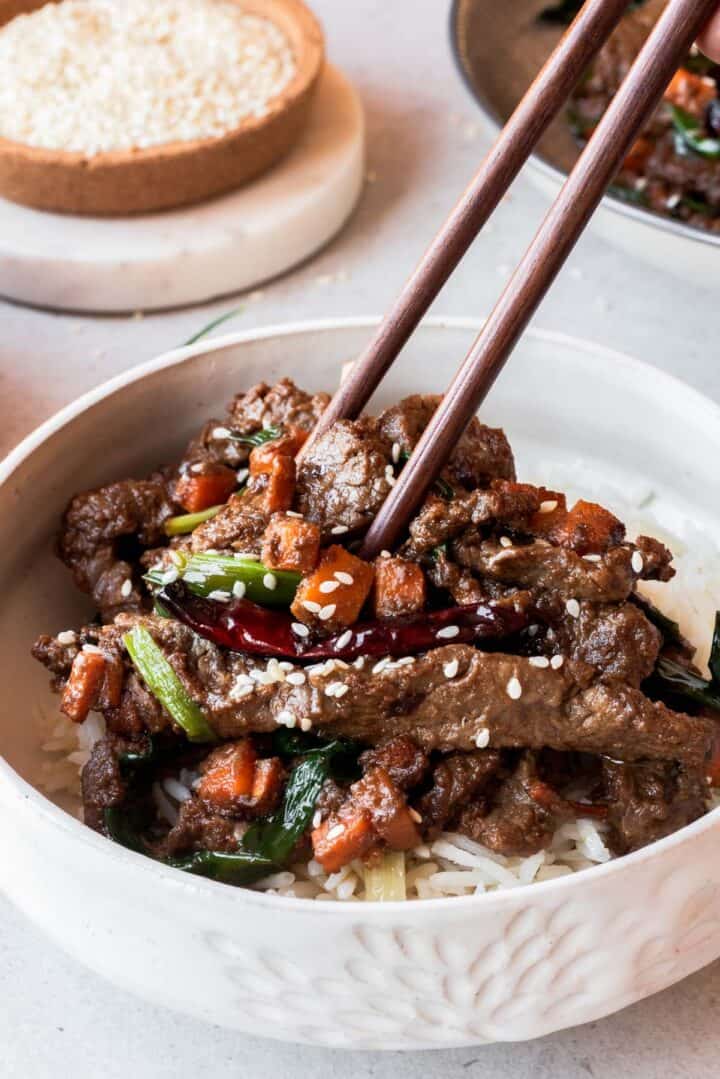 Chinese Sha Cha Beef Stir Fry (Quick & Better Than Takeout!)